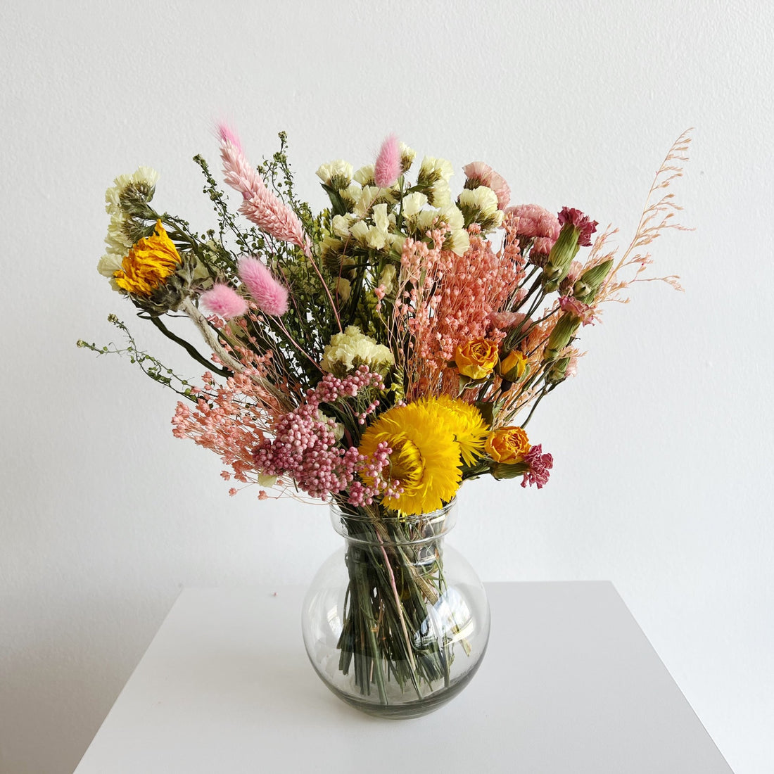 small dried flower arrangement – houseoflilac