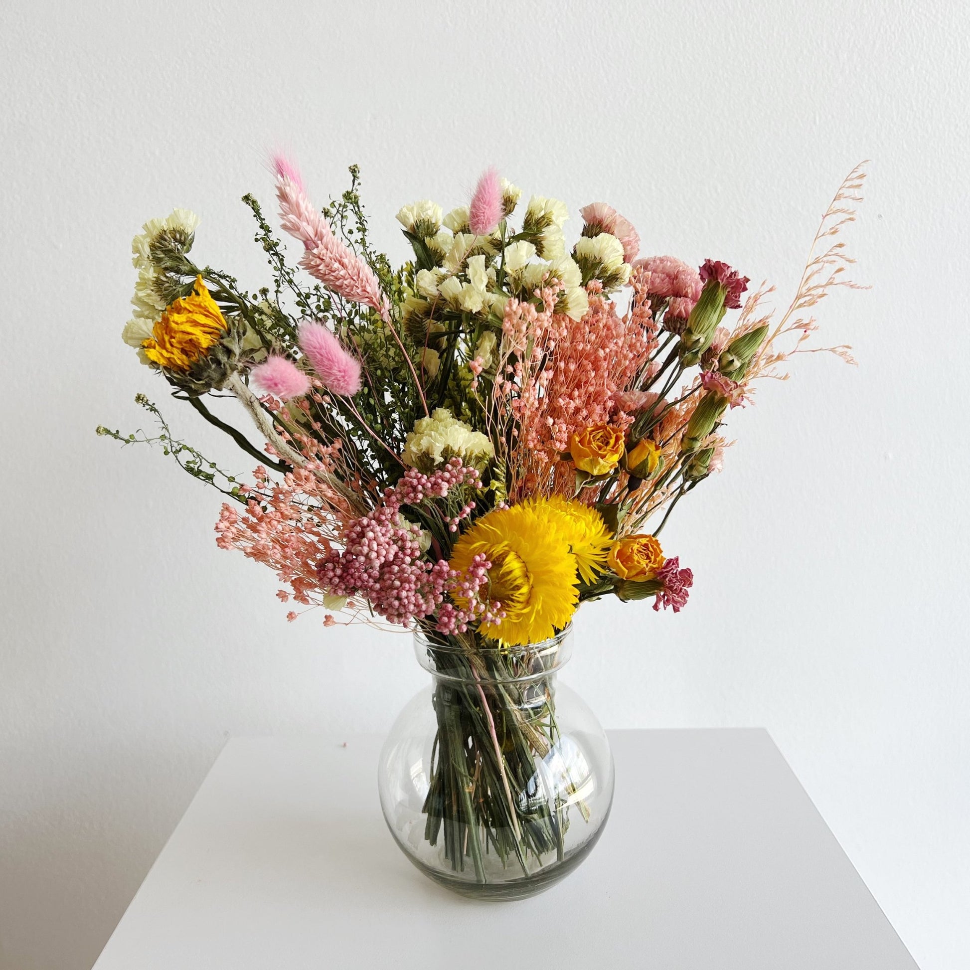 small dried flower arrangement | houseoflilac